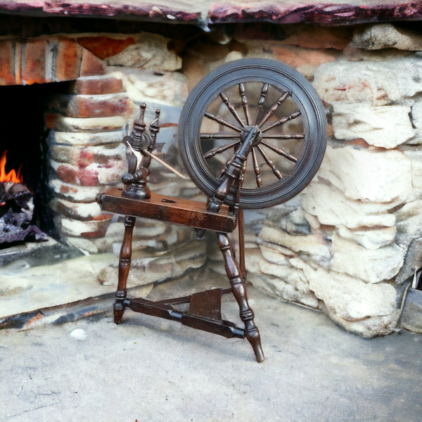 Late 18th Century Scottish Antique Spinning Wheel, Circa 1790, In Full ...